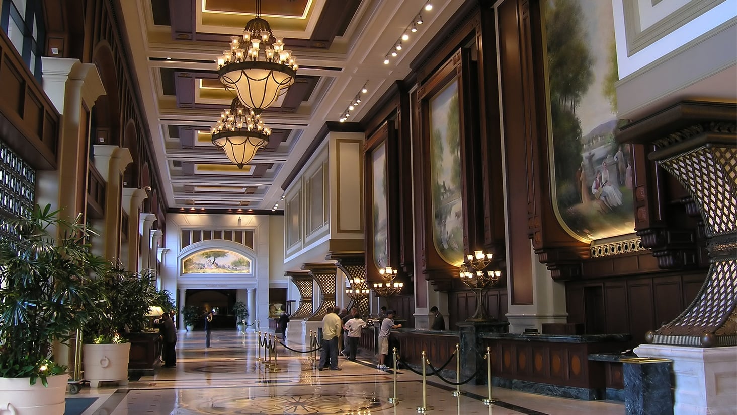 Common light bulbs and LED upgrades for hotels